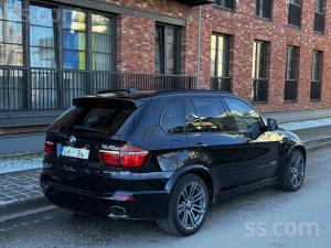 Melns BMW X5 2010 Rīga, ar dzinēja tilpumu 3.00 L un nobraukumu 270 tūkst. km par 10950 €, foto 6 vietnē AUTOMOTO.COM.LV