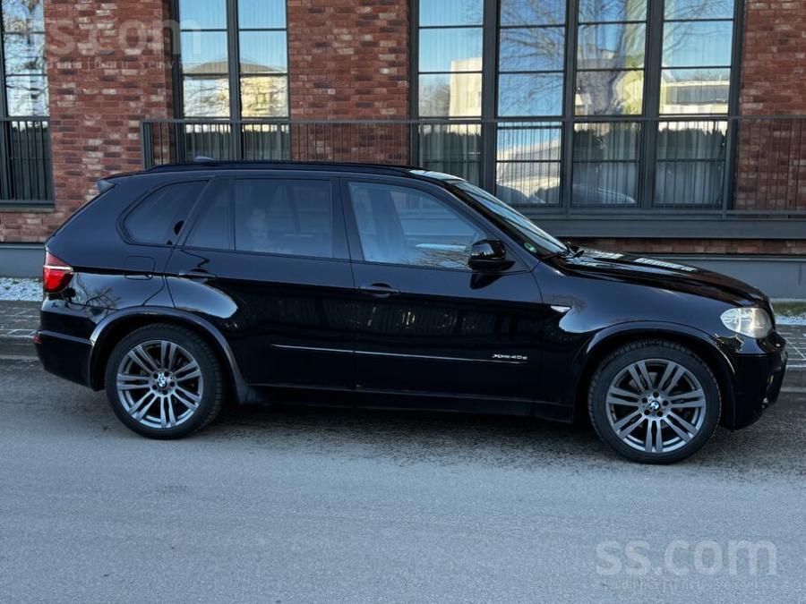 Melns BMW X5 2010 Rīga, ar dzinēja tilpumu 3.00 L un nobraukumu 270 tūkst. km par 10950 €, foto 7 vietnē AUTOMOTO.COM.LV