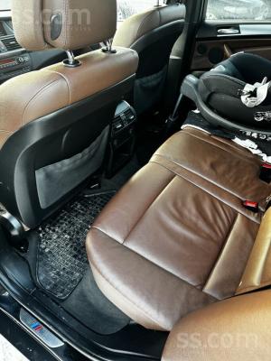 Melns BMW X5 2010 Rīga, ar dzinēja tilpumu 3.00 L un nobraukumu 270 tūkst. km par 10950 €, foto 11 vietnē AUTOMOTO.COM.LV