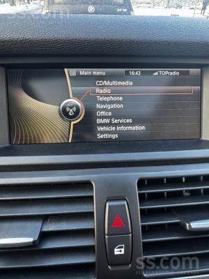 Melns BMW X5 2010 Rīga, ar dzinēja tilpumu 3.00 L un nobraukumu 270 tūkst. km par 10950 €, foto 14 vietnē AUTOMOTO.COM.LV