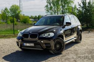Black BMW X5 2011 in Riga, with an engine capacity of 3.00 L and mileage of 0 thousand km for 11500 €, photo 1 on AUTOMOTO.COM.LV