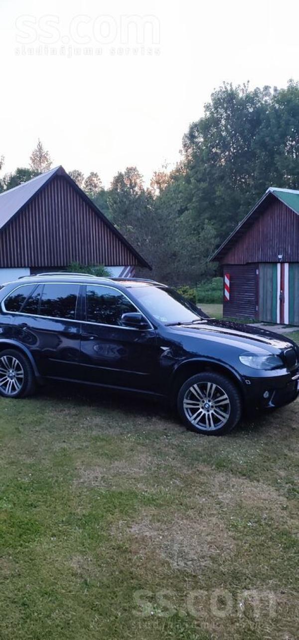 Melns BMW X5 2011 Rīga, ar dzinēja tilpumu 3.00 L un nobraukumu 250 tūkst. km par 11000 €, foto 1 vietnē AUTOMOTO.COM.LV