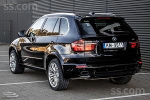 Melns BMW X5 2011 Rīga, ar dzinēja tilpumu 3.00 L un nobraukumu 168 tūkst. km par 13990 €, foto 2 vietnē AUTOMOTO.COM.LV