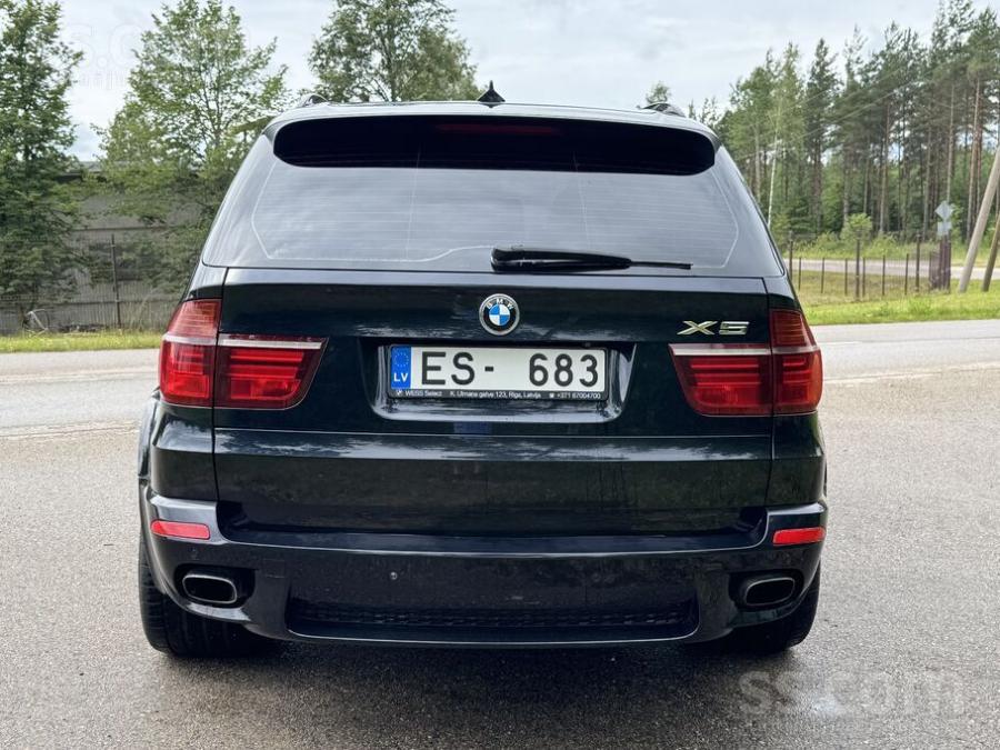 Melns BMW X5 2011 Rīga, ar dzinēja tilpumu 3.00 L un nobraukumu 335 tūkst. km par 15870 €, foto 4 vietnē AUTOMOTO.COM.LV