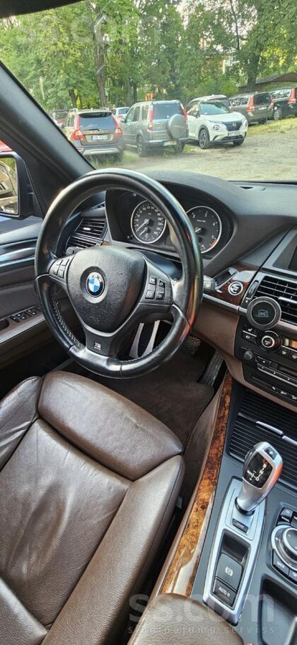Melns BMW X5 2011 Rīga, ar dzinēja tilpumu 3.00 L un nobraukumu 268 tūkst. km par 11400 €, foto 7 vietnē AUTOMOTO.COM.LV