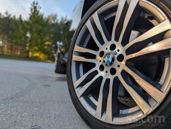 Melns BMW X5 2011 Jūrmala, ar dzinēja tilpumu 3.00 L un nobraukumu 0 tūkst. km par 11990 €, foto 11 vietnē AUTOMOTO.COM.LV