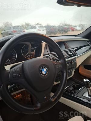 Black BMW X5 2011 in Tukums, with an engine capacity of 3.00 L and mileage of 0 thousand km for 15500 €, photo 7 on AUTOMOTO.COM.LV