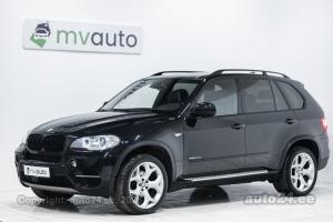 Melns BMW X5 2011 Tallina, ar dzinēja tilpumu 3.00 L un nobraukumu 293 tūkst. km par 11500 €, foto  vietnē AUTOMOTO.COM.LV