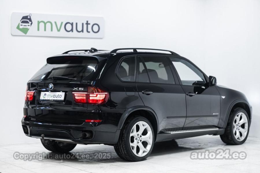 Melns BMW X5 2011 Tallina, ar dzinēja tilpumu 3.00 L un nobraukumu 293 tūkst. km par 11500 €, foto 2 vietnē AUTOMOTO.COM.LV