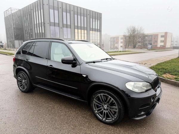 Melns BMW X5 2011 Viļņa, ar dzinēja tilpumu 3.00 L un nobraukumu 303 tūkst. km par 12500 €, foto 7 vietnē AUTOMOTO.COM.LV