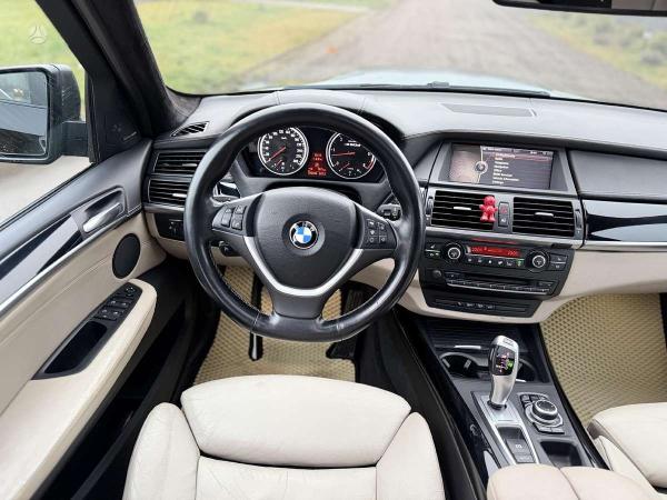 Melns BMW X5 2011 Viļņa, ar dzinēja tilpumu 3.00 L un nobraukumu 303 tūkst. km par 12500 €, foto 10 vietnē AUTOMOTO.COM.LV