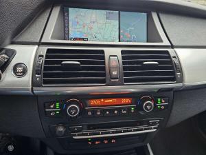 Black BMW X5 2011 in Vilnius, with an engine capacity of 2.99 L and mileage of 275 thousand km for 12800 €, photo 15 on AUTOMOTO.COM.LV