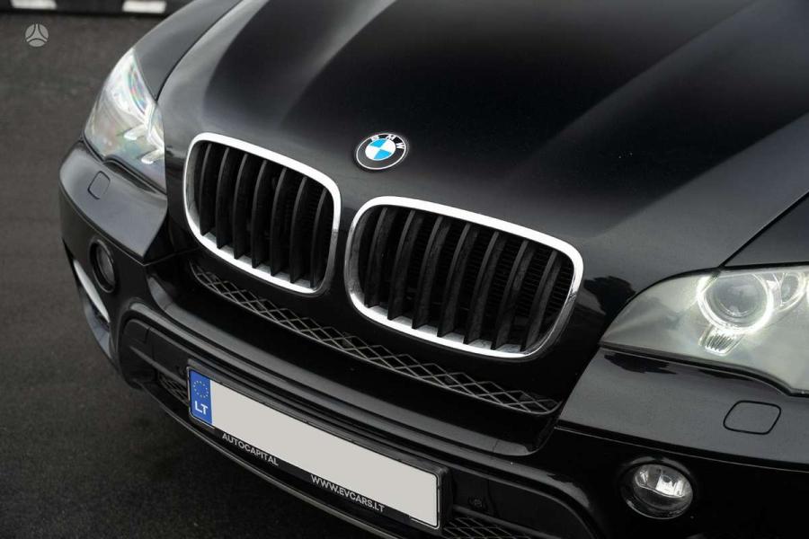 Melns BMW X5 2011 Viļņa, ar dzinēja tilpumu 2.99 L un nobraukumu 278 tūkst. km par 9900 €, foto 5 vietnē AUTOMOTO.COM.LV