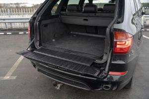 Melns BMW X5 2011 Viļņa, ar dzinēja tilpumu 2.99 L un nobraukumu 278 tūkst. km par 9900 €, foto 16 vietnē AUTOMOTO.COM.LV