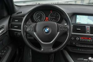 Melns BMW X5 2011 Viļņa, ar dzinēja tilpumu 2.99 L un nobraukumu 278 tūkst. km par 9900 €, foto 21 vietnē AUTOMOTO.COM.LV