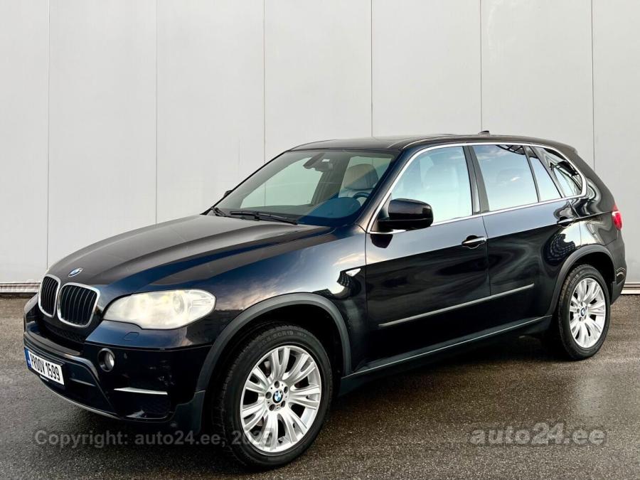Melns BMW X5 2011 Tallina, ar dzinēja tilpumu 3.00 L un nobraukumu 26 tūkst. km par 11999 €, foto 1 vietnē AUTOMOTO.COM.LV