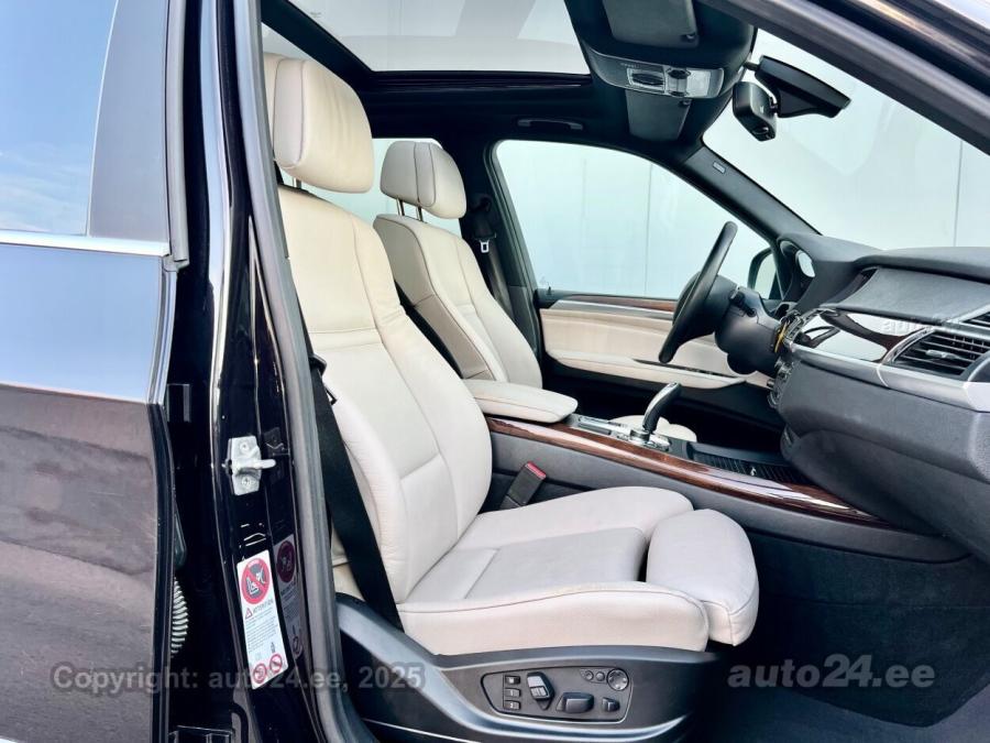 Melns BMW X5 2011 Tallina, ar dzinēja tilpumu 3.00 L un nobraukumu 26 tūkst. km par 11999 €, foto 8 vietnē AUTOMOTO.COM.LV