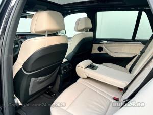 Melns BMW X5 2011 Tallina, ar dzinēja tilpumu 3.00 L un nobraukumu 26 tūkst. km par 11999 €, foto 11 vietnē AUTOMOTO.COM.LV