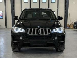 Melns BMW X5 2011 Marijampole, ar dzinēja tilpumu 2.99 L un nobraukumu 281 tūkst. km par 10500 €, foto 3 vietnē AUTOMOTO.COM.LV