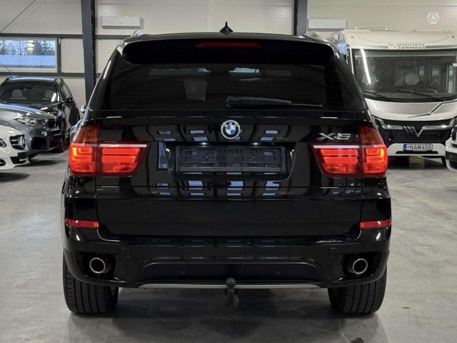 Melns BMW X5 2011 Marijampole, ar dzinēja tilpumu 2.99 L un nobraukumu 281 tūkst. km par 10500 €, foto 6 vietnē AUTOMOTO.COM.LV