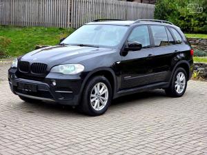 Black BMW X5 2011 in Vilnius, with an engine capacity of 3.00 L and mileage of 340 thousand km for 8500 €, photo 4 on AUTOMOTO.COM.LV