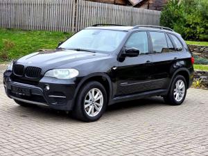 Black BMW X5 2011 in Vilnius, with an engine capacity of 3.00 L and mileage of 340 thousand km for 8500 €, photo 13 on AUTOMOTO.COM.LV