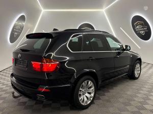 Black BMW X5 2011 in Marijampole, with an engine capacity of 2.99 L and mileage of 246 thousand km for 12999 €, photo 29 on AUTOMOTO.COM.LV