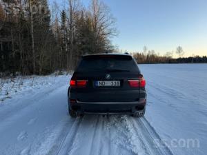 Melns BMW X5 2011 Rīga, ar dzinēja tilpumu 3.00 L un nobraukumu 432 tūkst. km par 9600 €, foto 4 vietnē AUTOMOTO.COM.LV