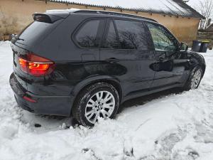 Black BMW X5 2011 in Klaipeda, with an engine capacity of 2.99 L and mileage of 217 thousand km for 9250 €, photo 7 on AUTOMOTO.COM.LV