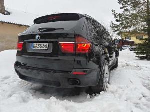 Black BMW X5 2011 in Klaipeda, with an engine capacity of 2.99 L and mileage of 217 thousand km for 9250 €, photo 9 on AUTOMOTO.COM.LV