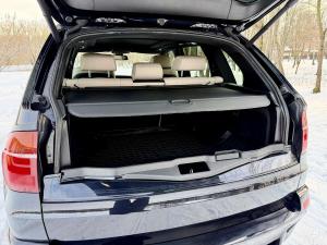Black BMW X5 2011 in Kaunas, with an engine capacity of 0.00 L and mileage of 224 thousand km for 12200 €, photo 7 on AUTOMOTO.COM.LV