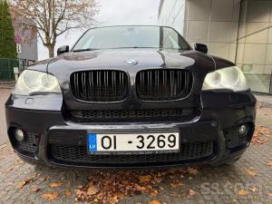 Melns BMW X5 2011 Rīga, ar dzinēja tilpumu 3.00 L un nobraukumu 340 tūkst. km par 10250 €, foto 5 vietnē AUTOMOTO.COM.LV
