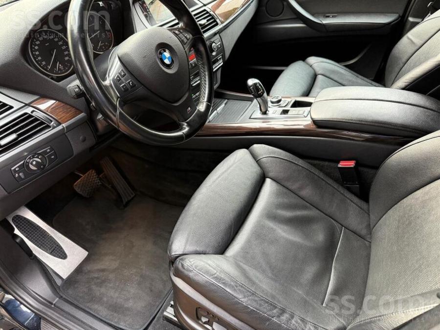 Melns BMW X5 2011 Rīga, ar dzinēja tilpumu 3.00 L un nobraukumu 340 tūkst. km par 10250 €, foto 19 vietnē AUTOMOTO.COM.LV