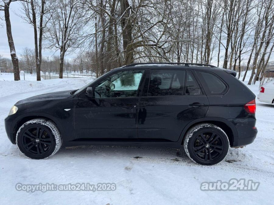 Black BMW X5 2011 in Johvi, with an engine capacity of 3.50 L and mileage of 220 thousand km for 11900 €, photo 5 on AUTOMOTO.COM.LV