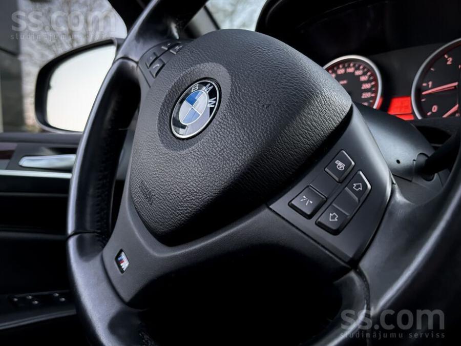 Melns BMW X5 2011 Rīga, ar dzinēja tilpumu 3.00 L un nobraukumu 248 tūkst. km par 13950 €, foto 16 vietnē AUTOMOTO.COM.LV