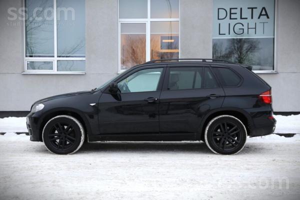 Melns BMW X5 2011 Rīga, ar dzinēja tilpumu 3.00 L un nobraukumu 412 tūkst. km par 10995 €, foto 2 vietnē AUTOMOTO.COM.LV
