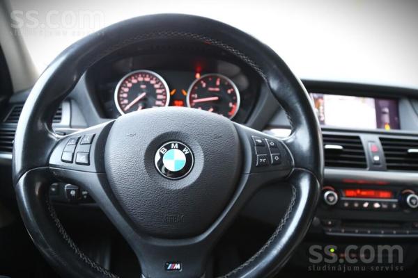 Melns BMW X5 2011 Rīga, ar dzinēja tilpumu 3.00 L un nobraukumu 412 tūkst. km par 10995 €, foto 7 vietnē AUTOMOTO.COM.LV
