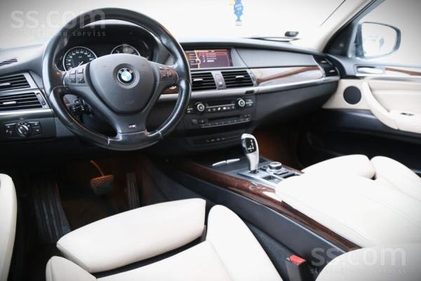 Melns BMW X5 2011 Rīga, ar dzinēja tilpumu 3.00 L un nobraukumu 412 tūkst. km par 10995 €, foto 10 vietnē AUTOMOTO.COM.LV