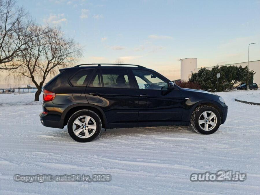 Melns BMW X5 2011 Tallina, ar dzinēja tilpumu 3.00 L un nobraukumu 299 tūkst. km par 9999 €, foto 2 vietnē AUTOMOTO.COM.LV