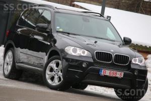 Black BMW X5 2011 in Riga, with an engine capacity of 3.00 L and mileage of 0 thousand km for 11690 €, photo 4 on AUTOMOTO.COM.LV