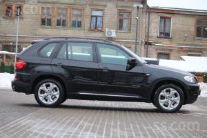 Black BMW X5 2011 in Riga, with an engine capacity of 3.00 L and mileage of 0 thousand km for 11690 €, photo 5 on AUTOMOTO.COM.LV