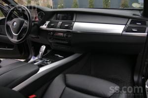 Black BMW X5 2011 in Riga, with an engine capacity of 3.00 L and mileage of 0 thousand km for 11690 €, photo 14 on AUTOMOTO.COM.LV