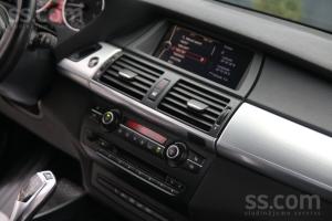 Black BMW X5 2011 in Riga, with an engine capacity of 3.00 L and mileage of 0 thousand km for 11690 €, photo 15 on AUTOMOTO.COM.LV