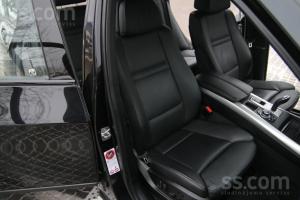 Black BMW X5 2011 in Riga, with an engine capacity of 3.00 L and mileage of 0 thousand km for 11690 €, photo 16 on AUTOMOTO.COM.LV