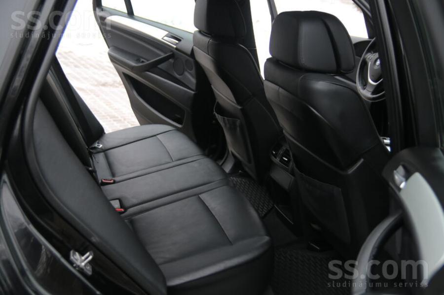 Black BMW X5 2011 in Riga, with an engine capacity of 3.00 L and mileage of 0 thousand km for 11690 €, photo 19 on AUTOMOTO.COM.LV