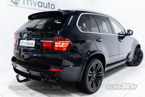 Melns BMW X5 2011 Tallina, ar dzinēja tilpumu 3.00 L un nobraukumu 234 tūkst. km par 12990 €, foto 8 vietnē AUTOMOTO.COM.LV