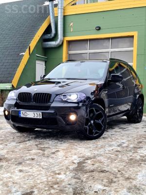 Melns BMW X5 2011 Jūrmala, ar dzinēja tilpumu 3.00 L un nobraukumu 0 tūkst. km par 10900 €, foto  vietnē AUTOMOTO.COM.LV