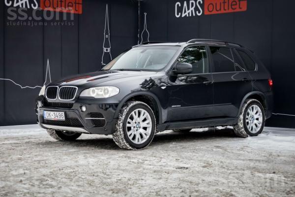 Black BMW X5 2011 in Riga, with an engine capacity of 3.00 L and mileage of 330 thousand km for 11990 €, photo 1 on AUTOMOTO.COM.LV