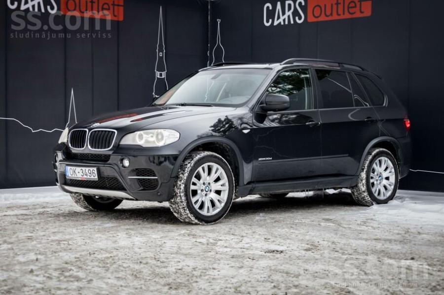 Black BMW X5 2011 in Riga, with an engine capacity of 3.00 L and mileage of 330 thousand km for 11990 €, photo 1 on AUTOMOTO.COM.LV