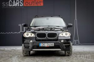 Black BMW X5 2011 in Riga, with an engine capacity of 3.00 L and mileage of 330 thousand km for 11990 €, photo 2 on AUTOMOTO.COM.LV